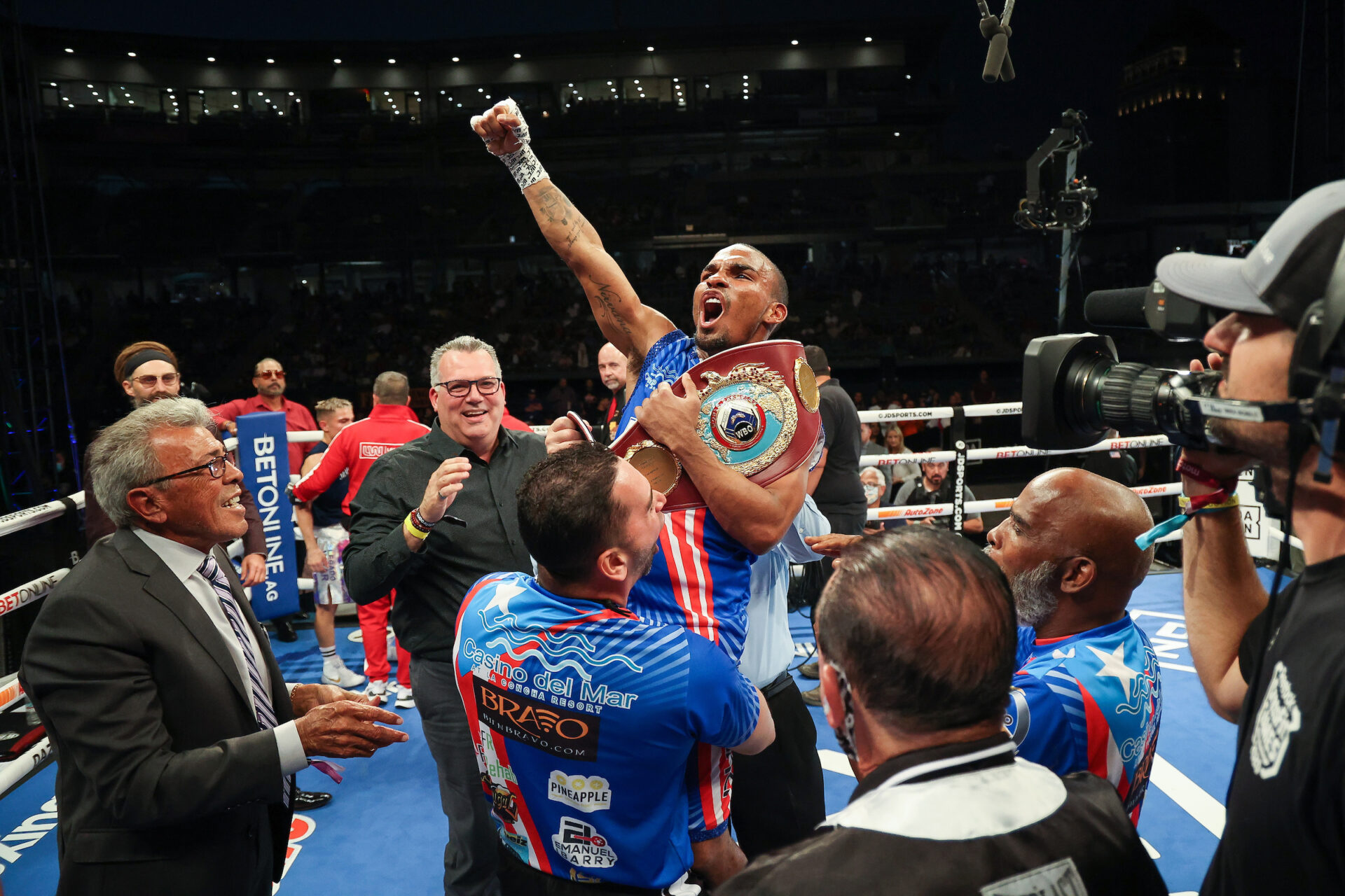 Bomba Gonzalez is the new WBO Junior Flyweight World Champion; Defeated ...