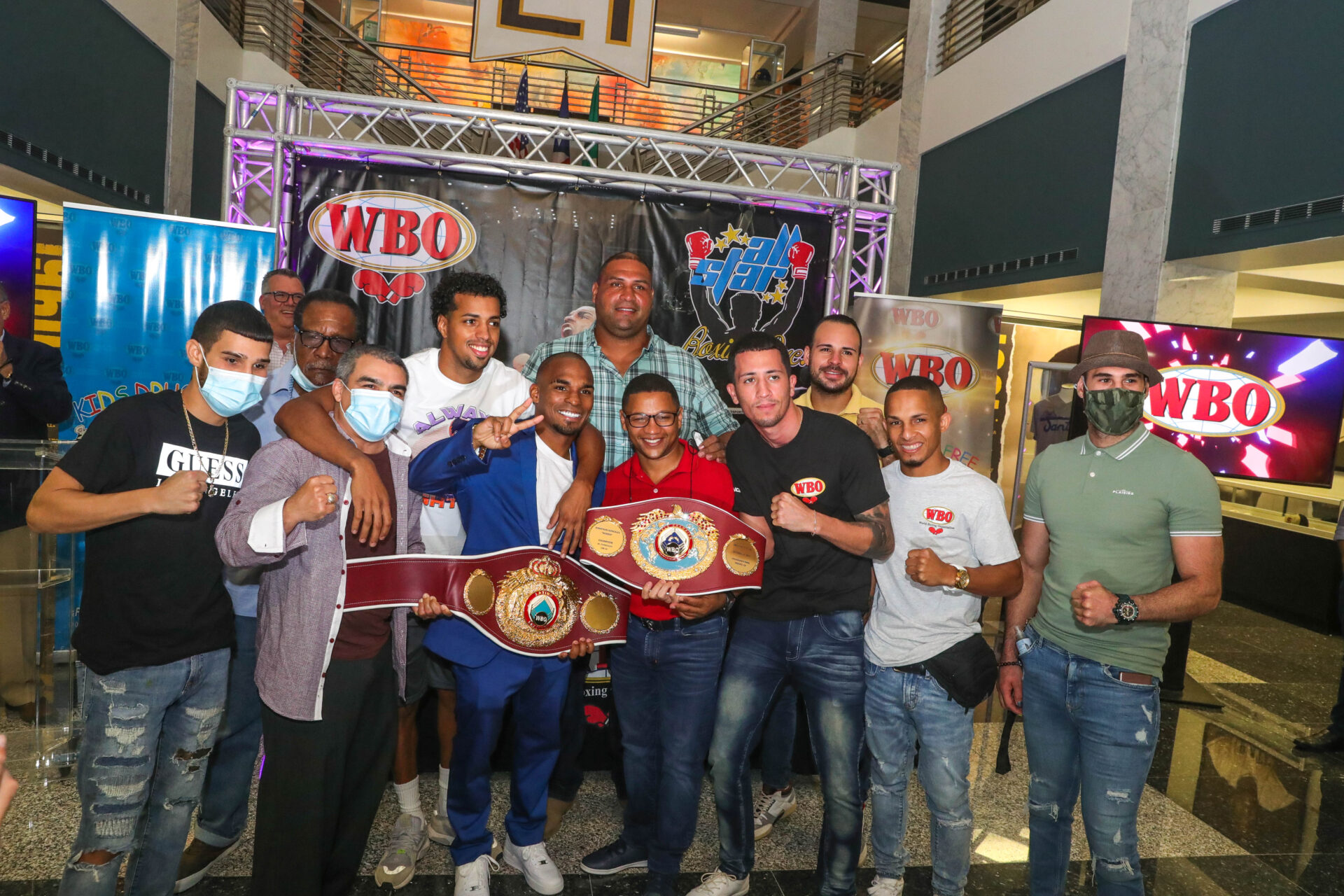Jonathan "Bomba" Gonzalez Officially Receives His WBO World Title Belt ...